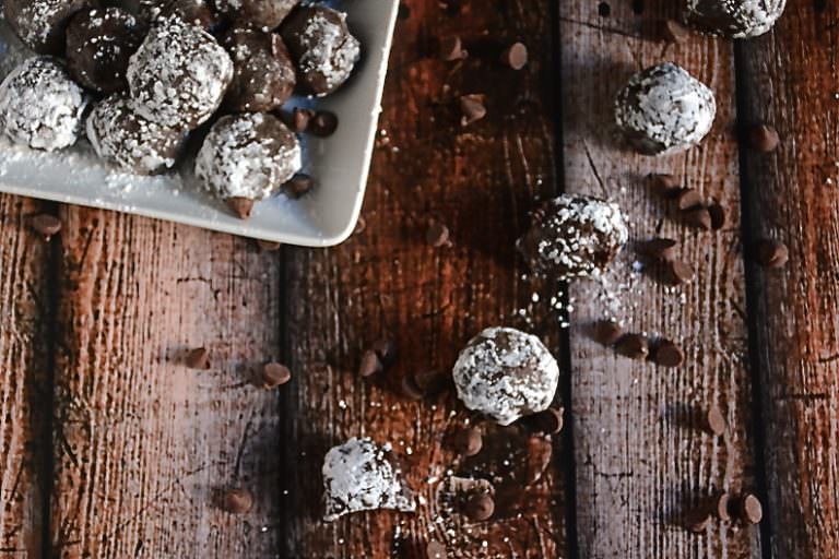 Skinny Boozy Truffles