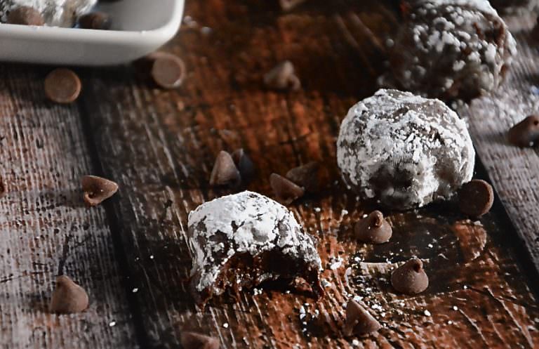 Skinny Boozy Truffles