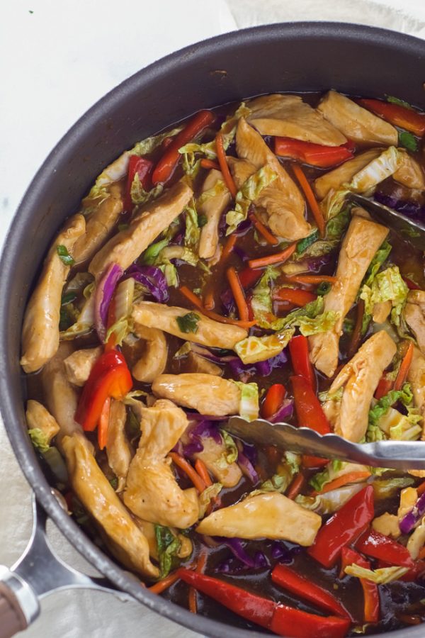 {30 Minute} Honey Sriracha Chicken Rice Noodle Bowls